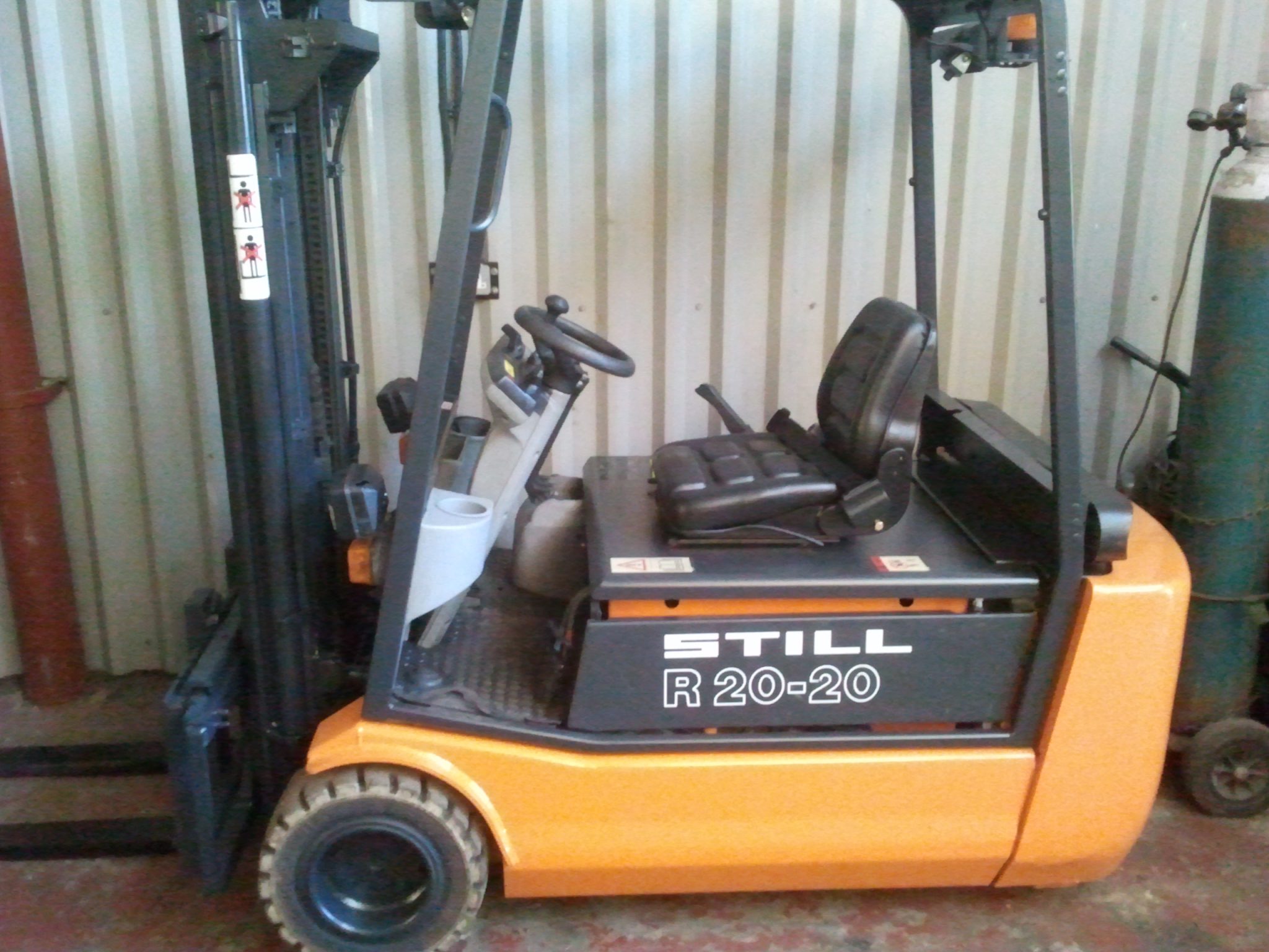 STILL R20-20 - Derbyshire Forklifts